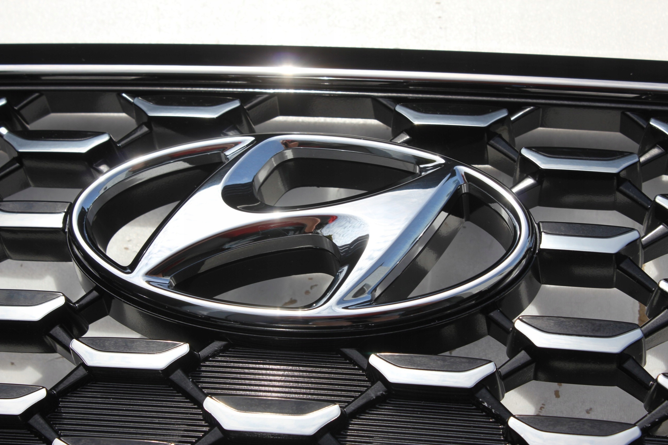 Atrapa grill Hyundai i30 2017 86355-G4100 oryginał 86355-G4100 za 600 ...