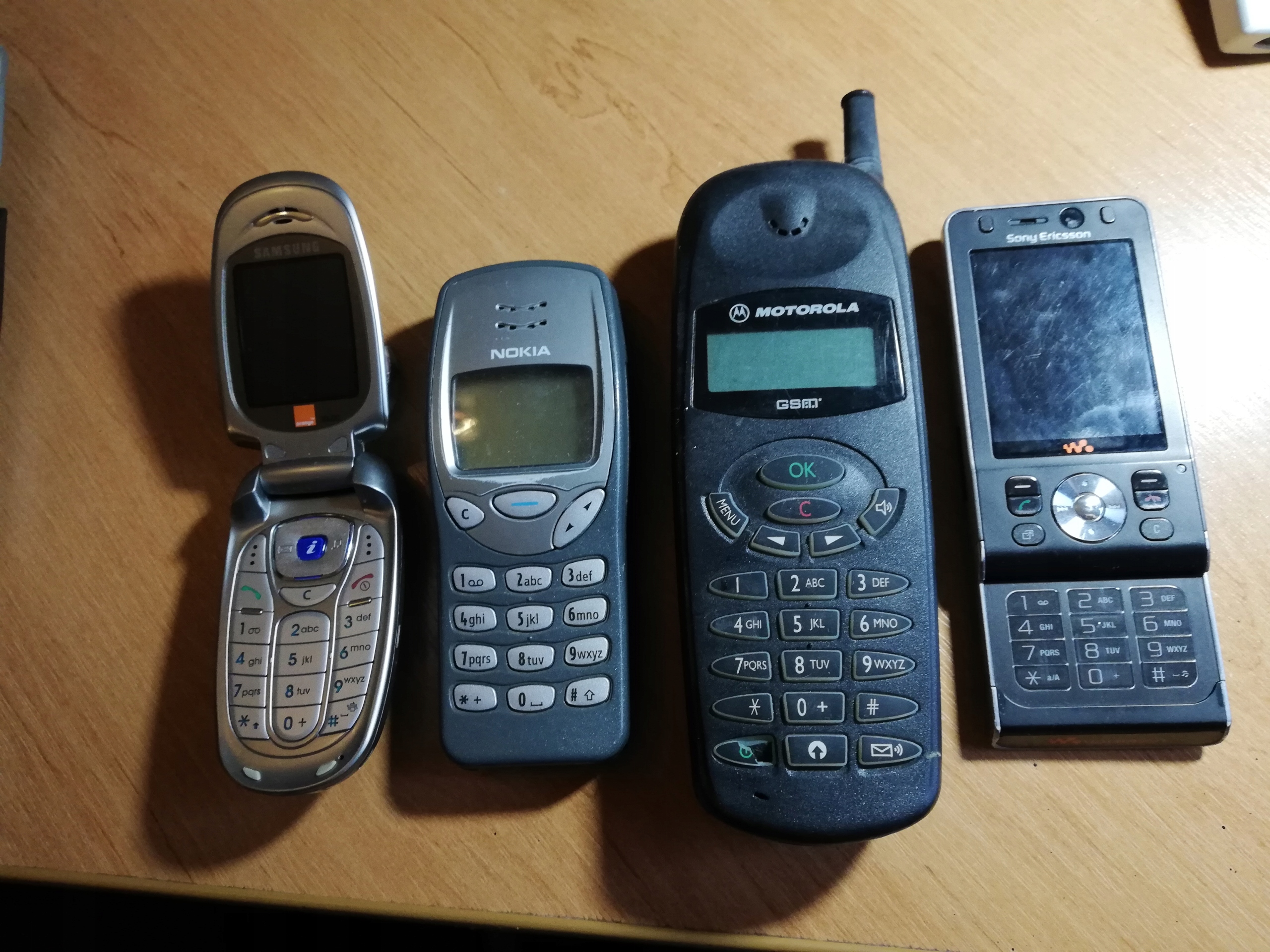 Stare telefony nokia 6310i 7650 7110 6210 8310 - 7679120246 - oficjalne ...