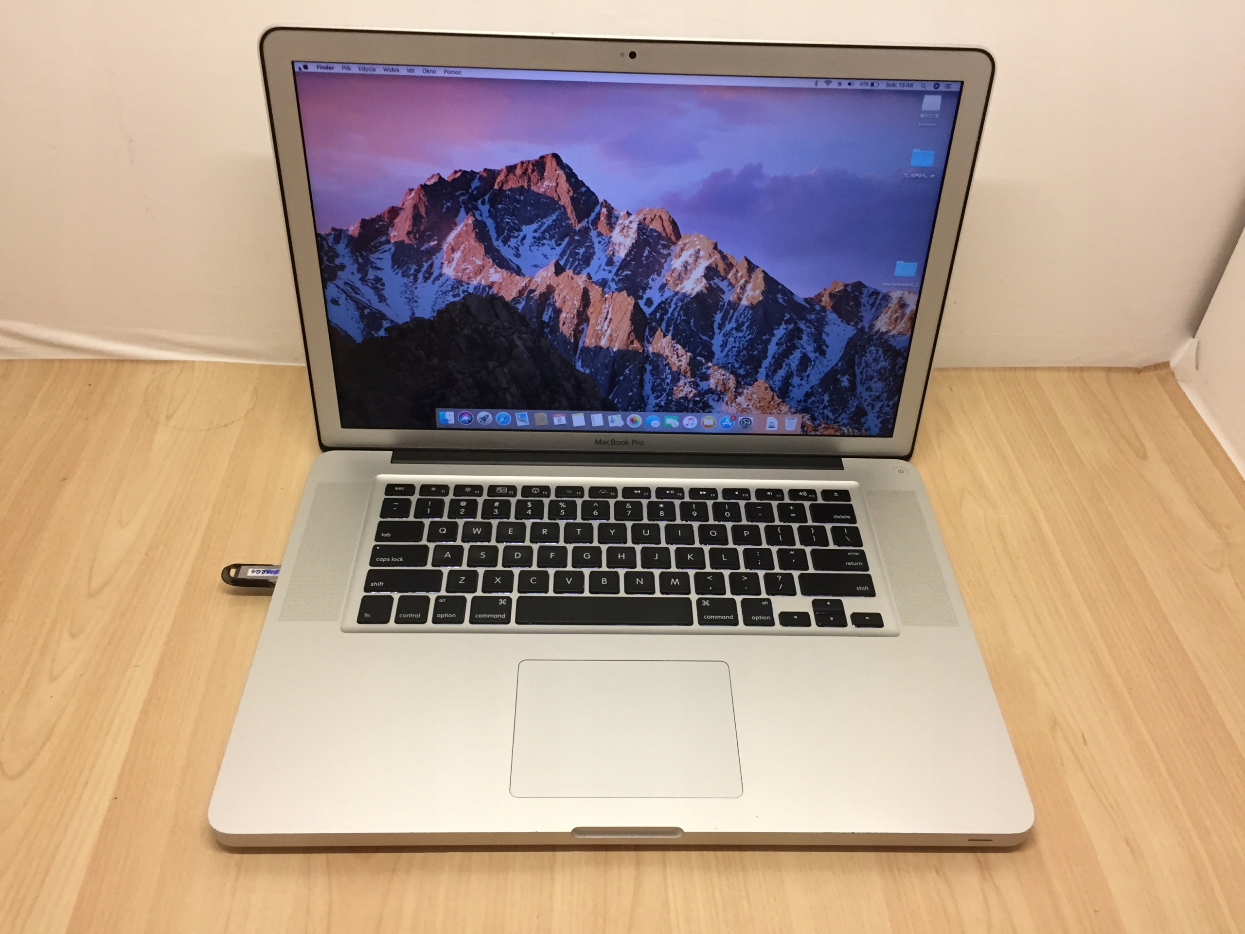 MACBOOK PRO 8.2 i7 4x2GHz 8GB 15' 500GB OB6 - 7715705808 - oficjalne ...