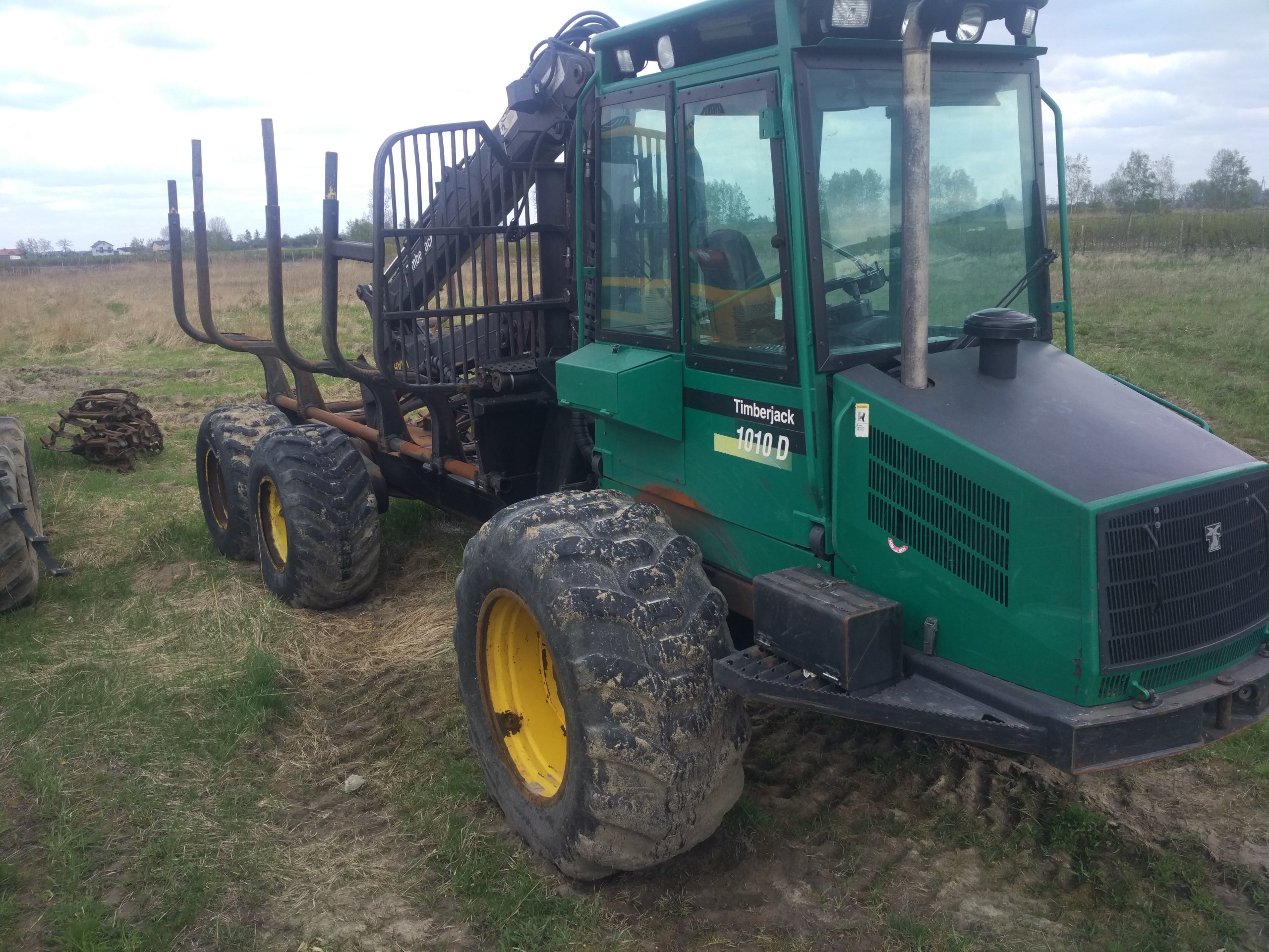 Forwarder Timberjack 1010D 2004 15700h - 7074404154 - oficjalne ...