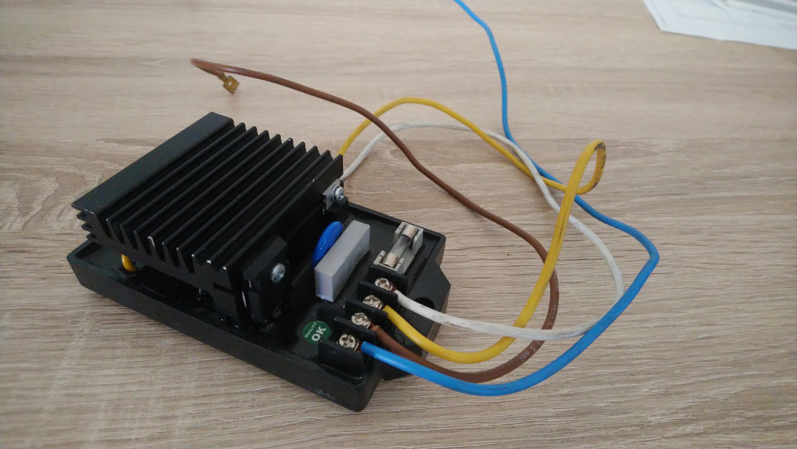 AVR 20 Automatyczny Regulator Napięcia - 7332285045 - oficjalne ... AVR 20 Automatyczny Regulator Napięcia - 7332285045 - oficjalne ...