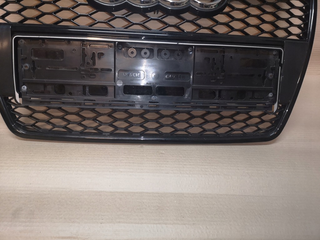 Grill Atrapa Audi A4 B7 WzÓr Rs4 Plaster Miodu 7787791512 Oficjalne
