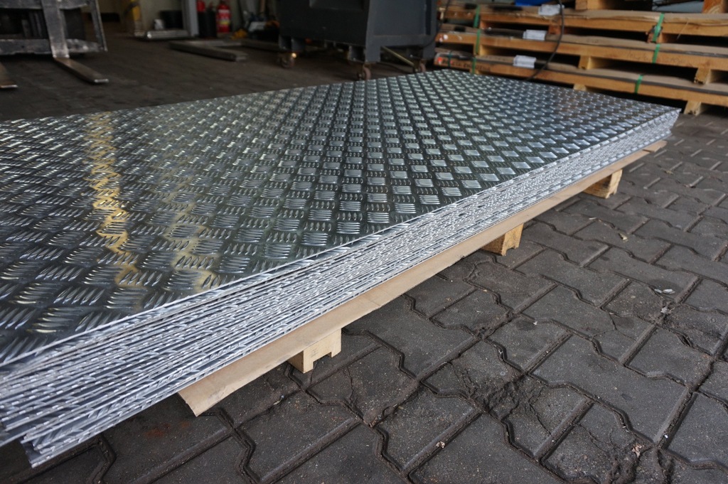 Blacha aluminiowa ryflowana 1000 x 2000 x 2mm - 7009631820 - oficjalne archiwum Allegro