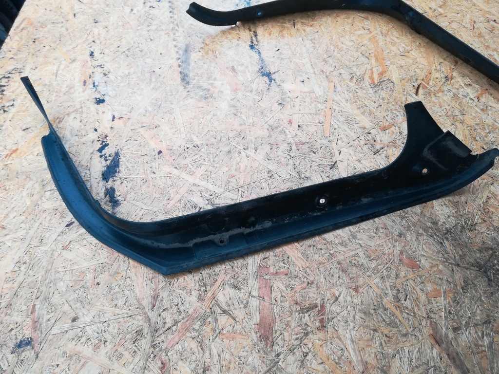 MERCEDES W211 SEDAN LISTWA A2116930233 - 7305880619 - oficjalne ...