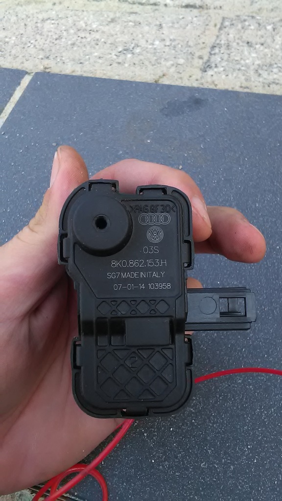 Zamek klapki wlewu paliwa AUDI VW 8K0.862.153.H - 6980289318 ...