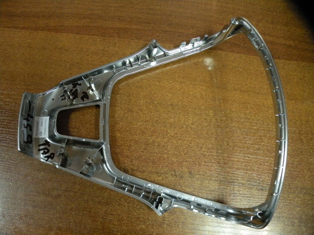 Volvo 11-18 Ramka kierownicy chrom 31390459 - 7473265410 - oficjalne ...