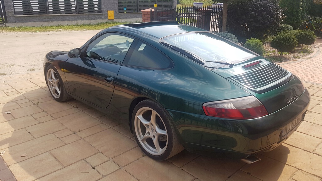 Porsche 911 996 rainforest green - 7473436012 - oficjalne archiwum Allegro