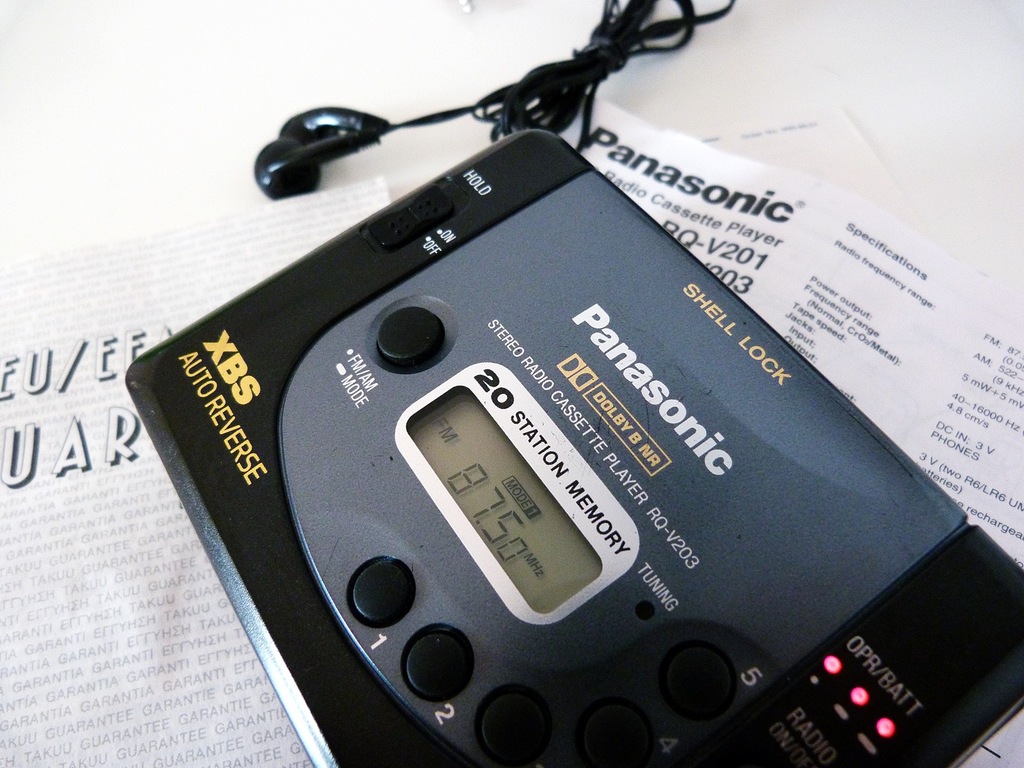 Walkman Panasonic RQ-V203 AM/FM + FABRYCZNY BOX - 7146683316 ...