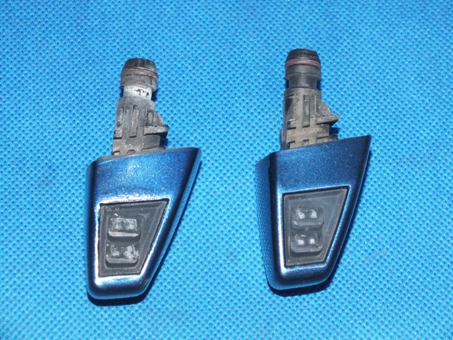 BMW X3 E83 spryskiwacz reflektora lewy dysza - 7555384105 - oficjalne ...