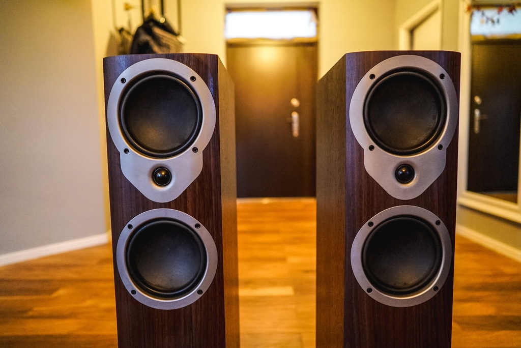 Kolumny MISSION m34i - 7116607440 - oficjalne archiwum Allegro