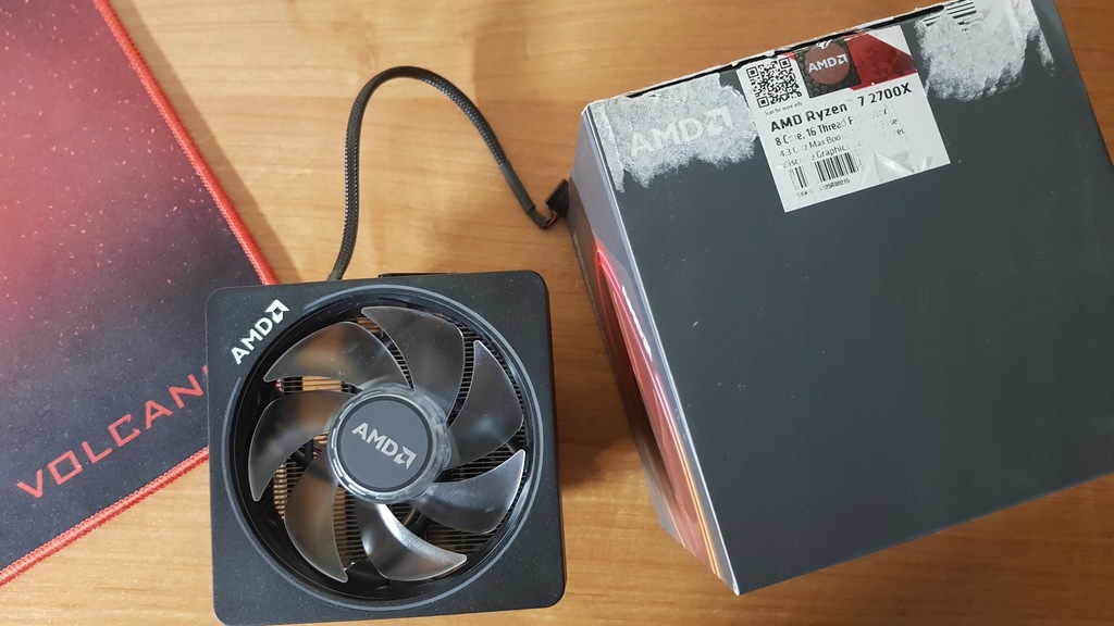 AMD RYZEN 7 2700X Cooler (AMD Wraith Prism)led RGB - 7785736269 ...