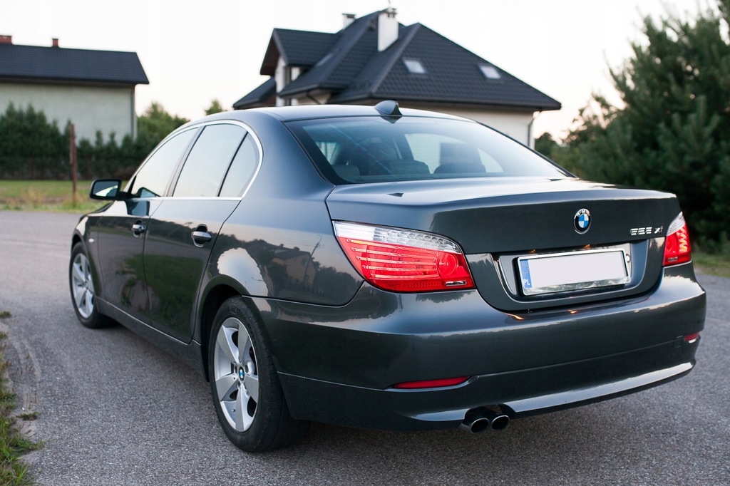BMW Seria 5 e60 2008 528xi 4x4 benzyna X-Drive - 7451576812 - oficjalne ...