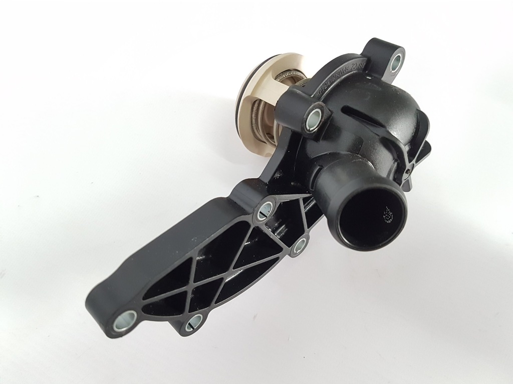 Obudowa termostatu Audi A6 A7 A8 06E121111AC - 7320587126 - oficjalne ...