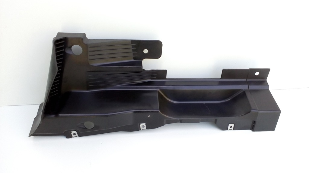 OSŁONA PODWOZIA DOLNA AUDI Q3 8U0825214 PRAWY - 7379326188 - oficjalne ...