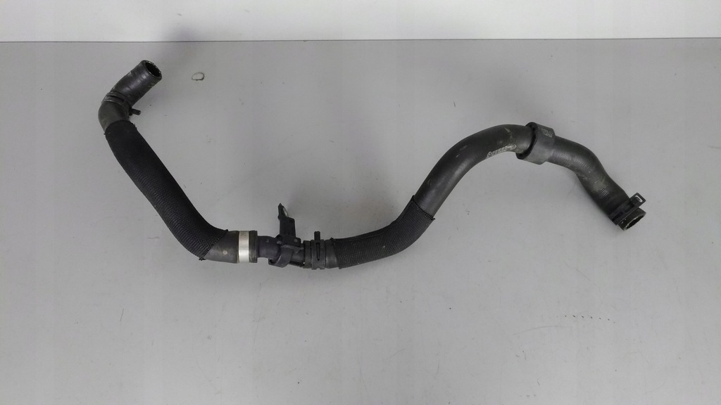 W205 C200 RURA WĄŻ WODY A2058302102 A2058301502 - 7560043845 ...