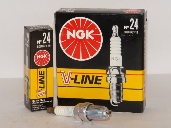ŚWIECA NGK V-LINE NR24 BKUR6ET-10 3045 4 SZTUKI - 6937066584 ...