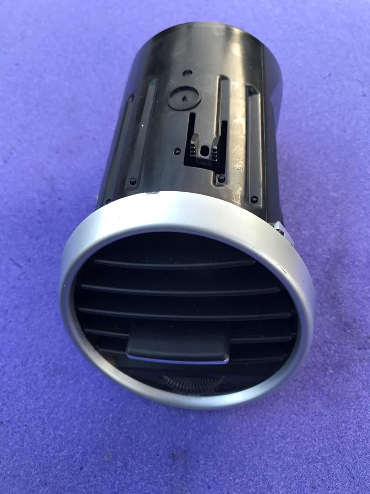 MERCEDES ML W164 KRATKA NAWIEWU PRZÓD A1648302154 - 7016871848 ...