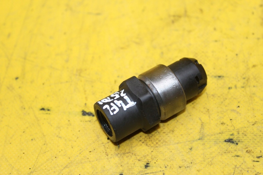 KRÓCIEC ZAWÓR VW T4 2.5 TDI 02F301363A - 7721992063 - oficjalne ...