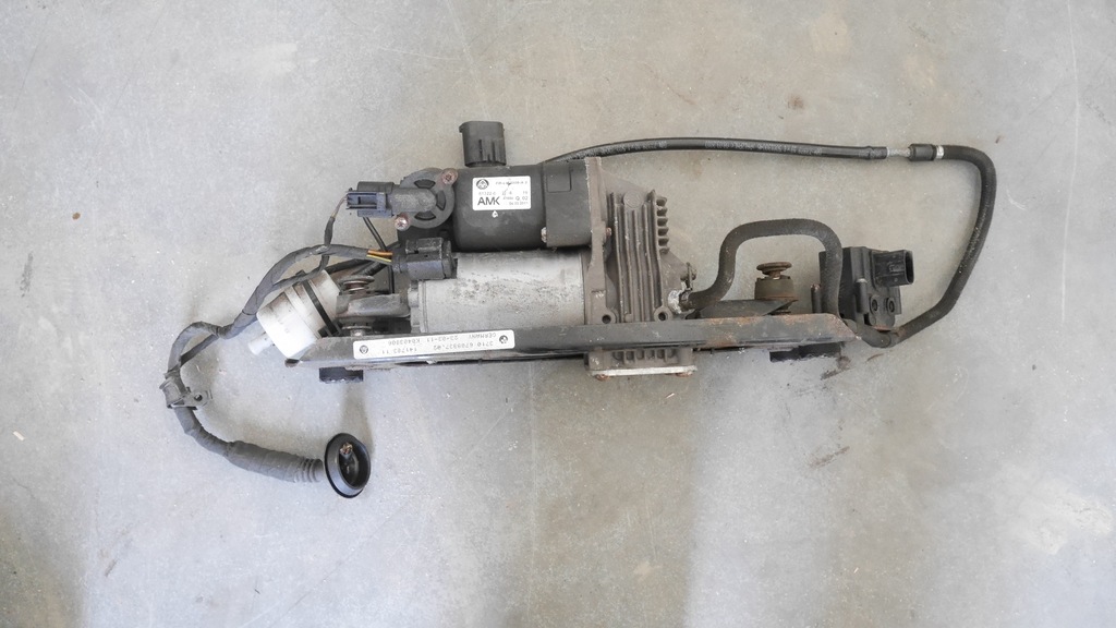 BMW E61 KOMPRESOR ZAWIESZENIA TYŁ - 7283858059 - oficjalne archiwum Allegro