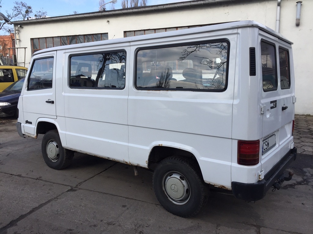 Mercedes MB100 MB100D 1993 9-osobowy 2,4D BRUTTO - 7236835145 ...