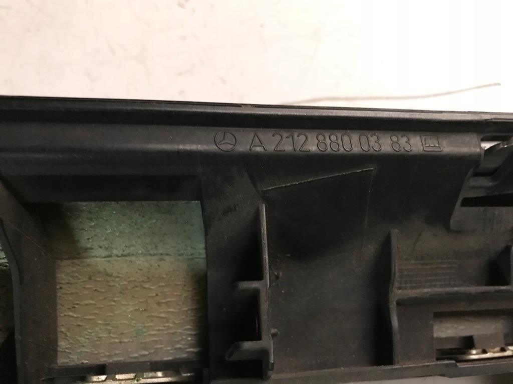 Mercedes E-Klasse W212 grill atrapa A2128800383 - 7669769178 ...